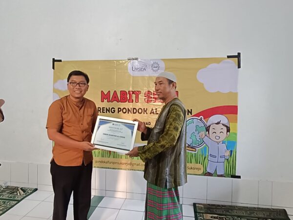 Homepage - Fakultas Bisnis Hukum dan Ilmu Sosial